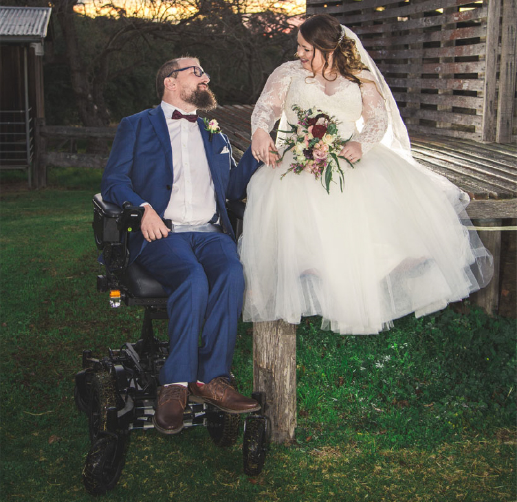 Magic Mobility Frontier V6 Urban MWD Power Wheelchair | Power Mobility